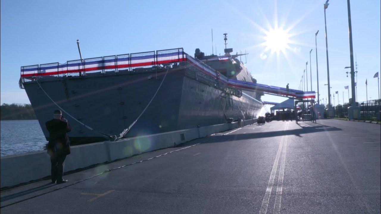 Littoral Combat Ship 11, the USS Sioux City, Begins Active Duty - YouTube