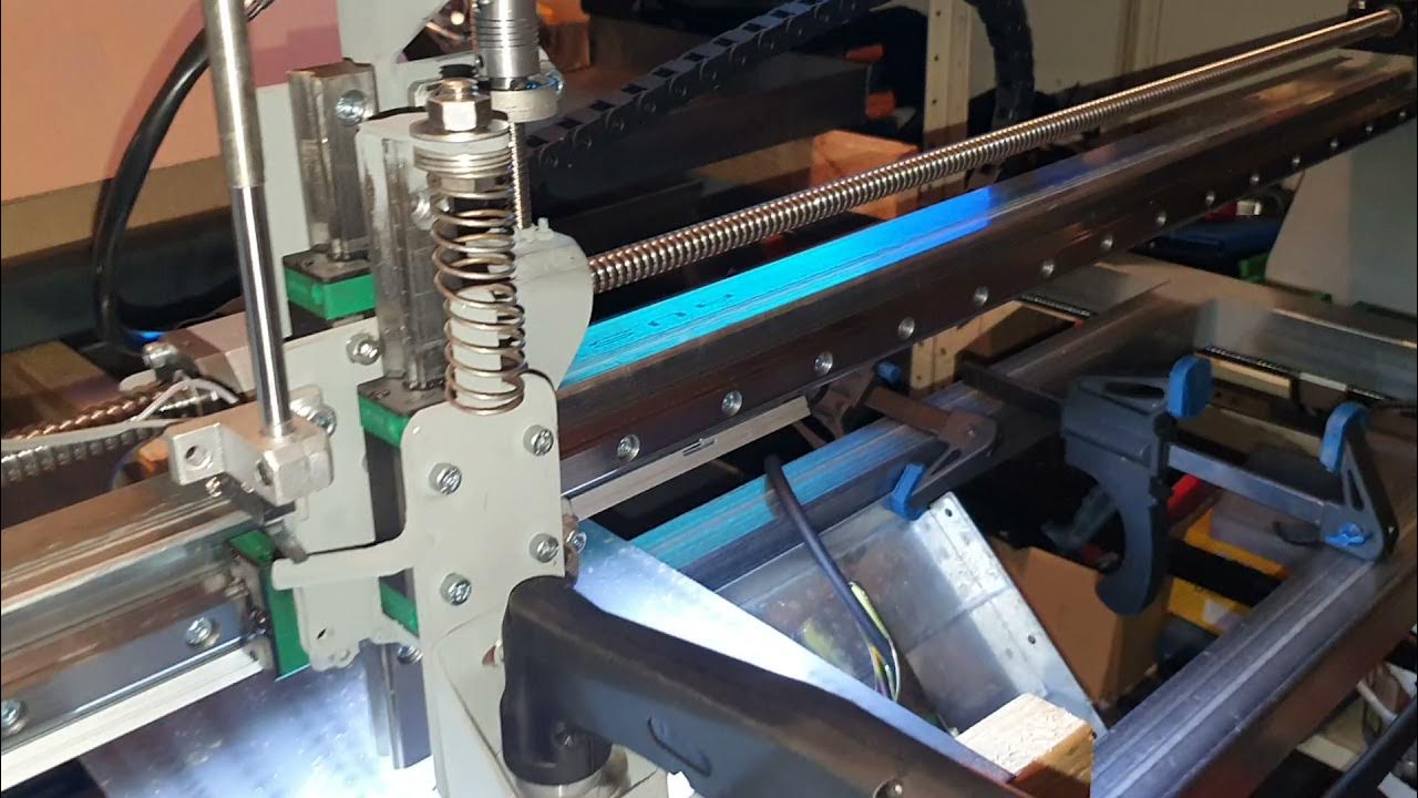 DIY Arduino GRBL CNC Plasma Floating Z Axis HGR20 Linear Rail - YouTube