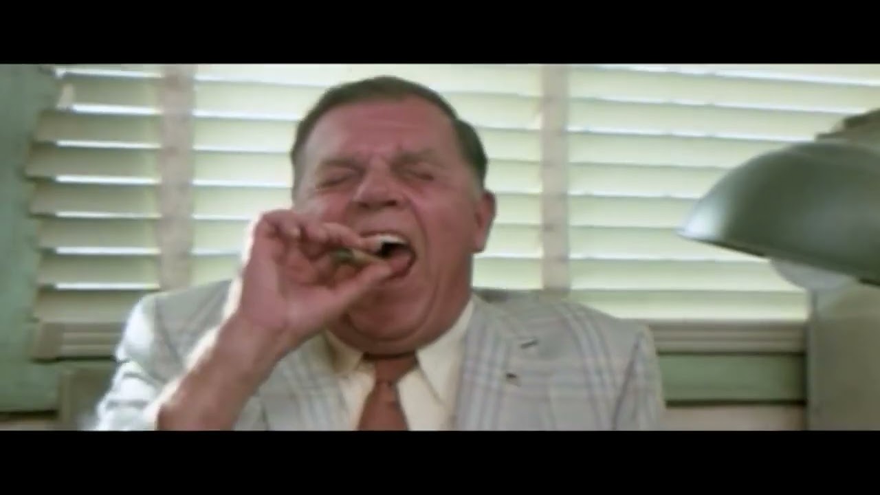 Maximum Overdrive trailer - YouTube