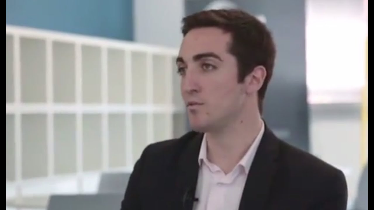 EconomyUpTv - Intervista a Matteo Achilli (Egomnia) - YouTube