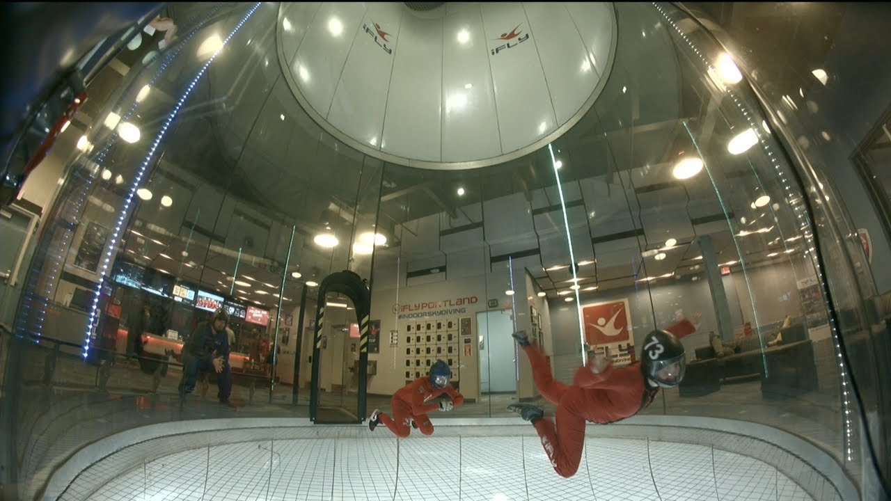 Indoor skydiving: back fly practice (Nell 019) - YouTube
