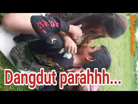 SI CANTIK HOT LIVE, Gila... Dangdut Jalanan, Lebih parah dari dangdut panggung...