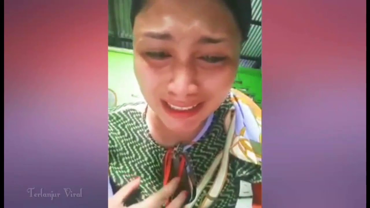 Alasan Cut Fitri Handayani Pindah Agama - YouTube