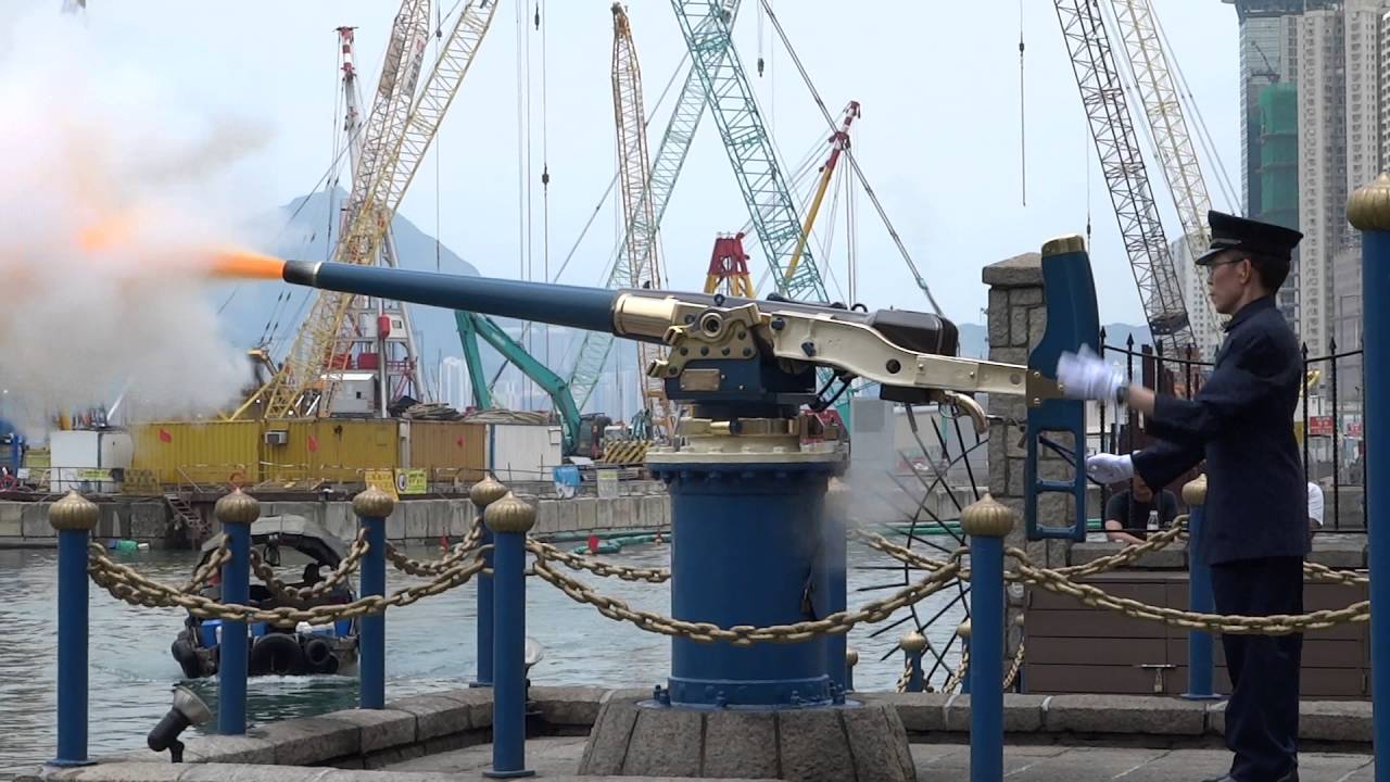 Noon Day Gun, Hong Kong - YouTube
