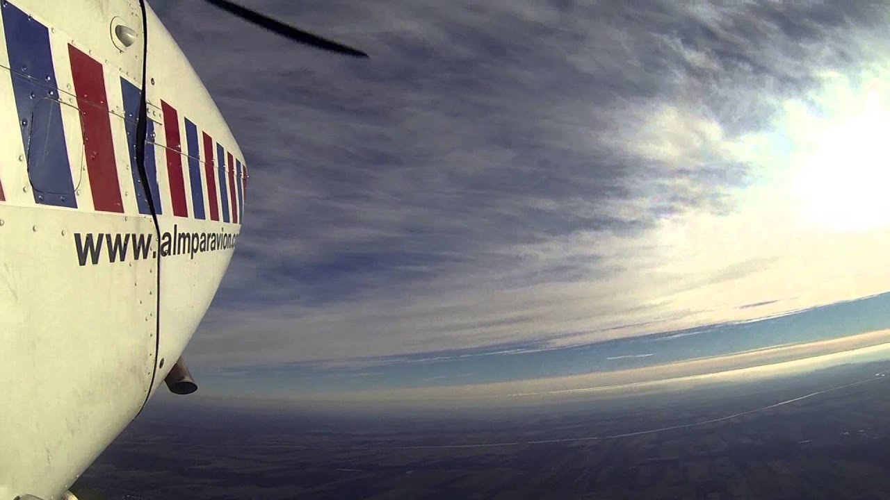 Stage Pilote d'un jour - Pilot of a Day - Daniel Tinkler - YouTube