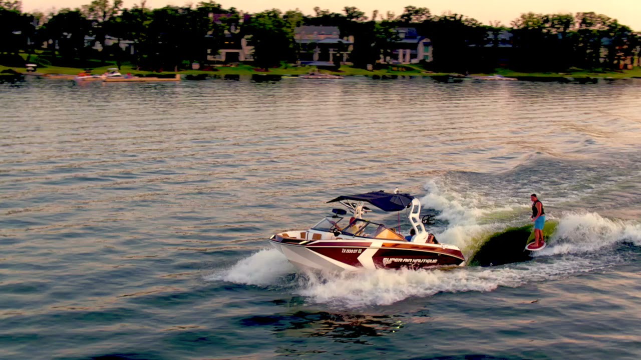 Boating the easy way at Long Cove on Cedar Creek Lake - YouTube