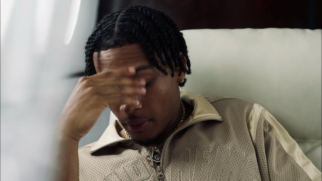 Kayloo & Davis - Vacation (Official Music Video) - YouTube