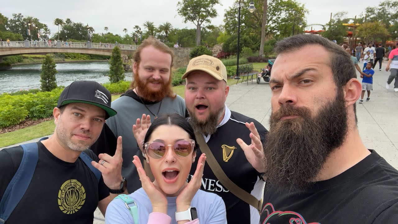 LIVE - Happy Easter with Geeks + Gamers - YouTube