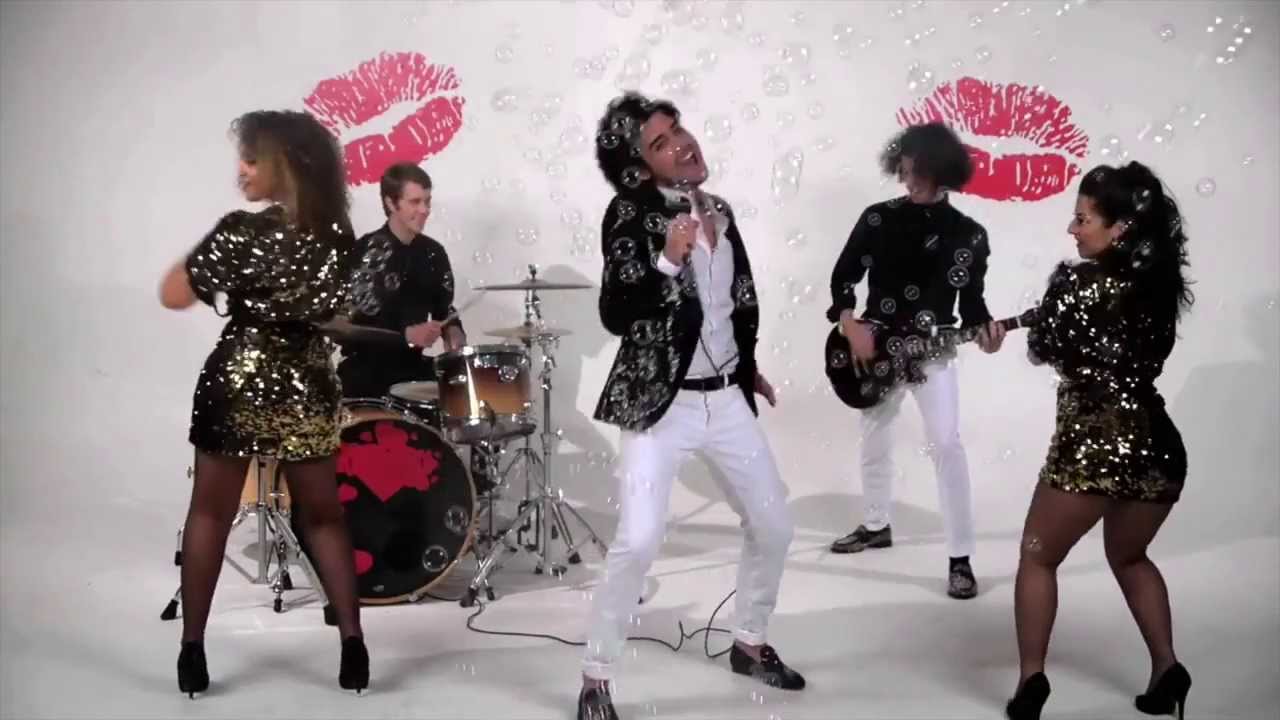 24000 Baci in Italian - YouTube
