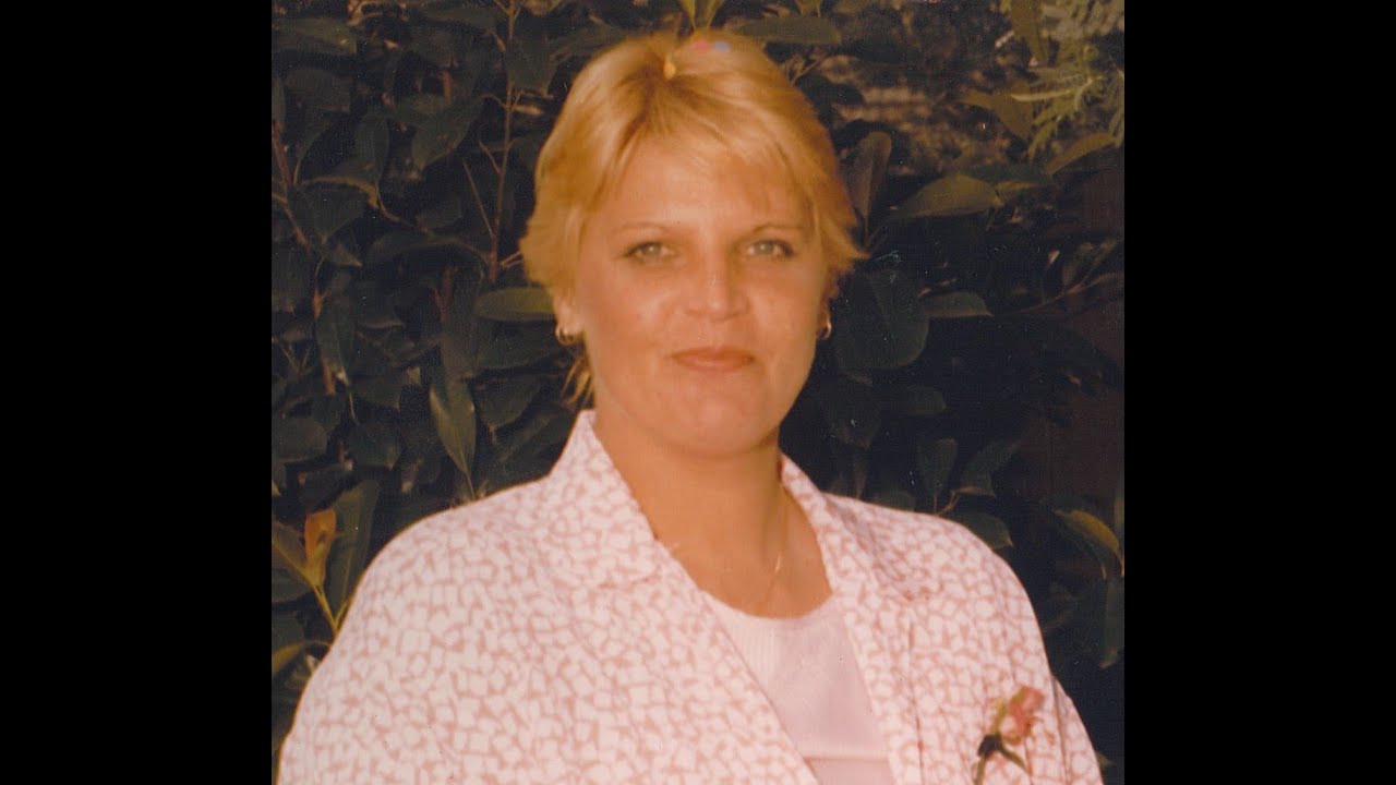 Robyn Elizabeth Scott - YouTube