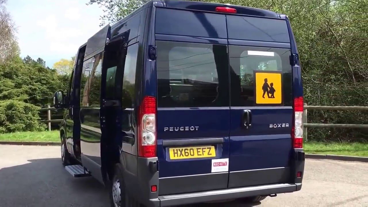 Blue Boxer 17 seat minibus - YouTube