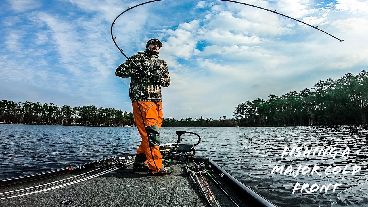 CRANKING For BIG BASS On a STUMPY Lake!! || PreSpawn Bass Fishing - YouTube