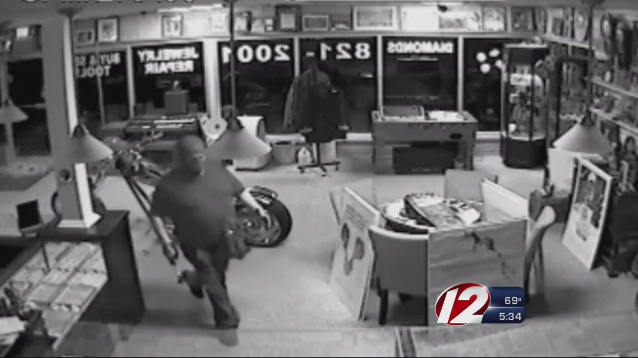 Pawn Shop Burglary Caught On Camera Youtube