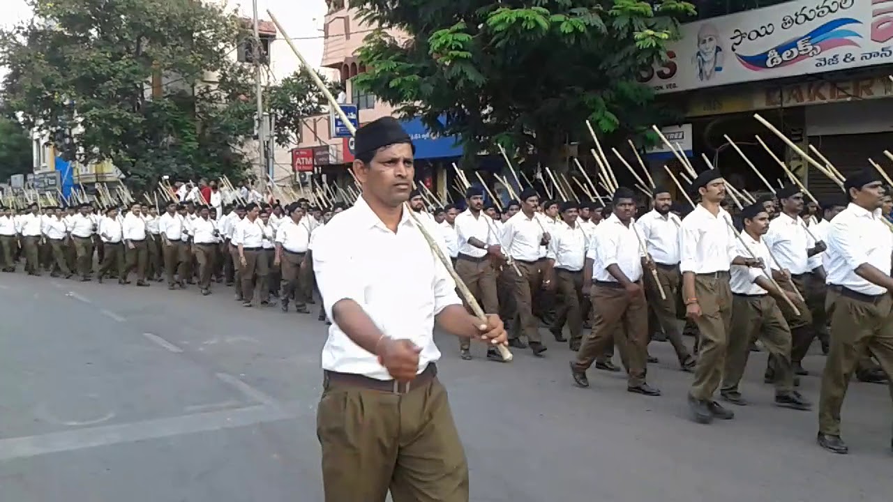 RSS padha sanchalan at Hyderabad (Vijayadasami Celebrations) - YouTube