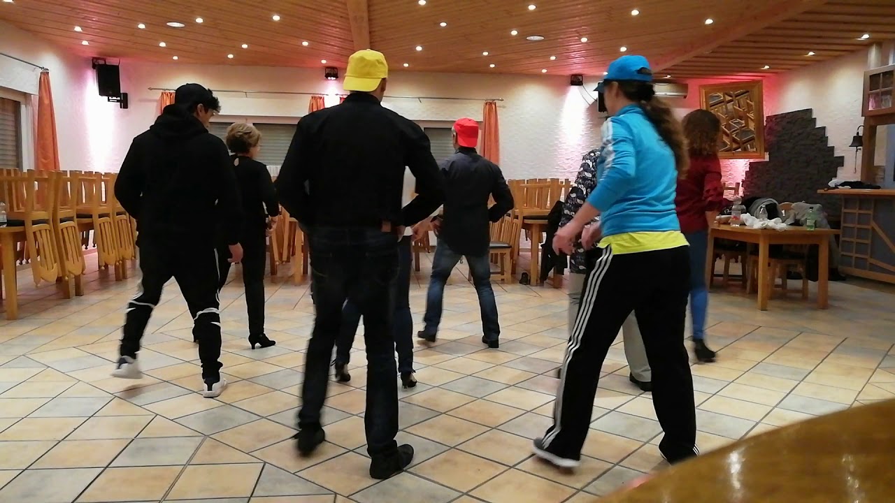 Gruppentanz,Dance monkey, Choreographie José dance - YouTube
