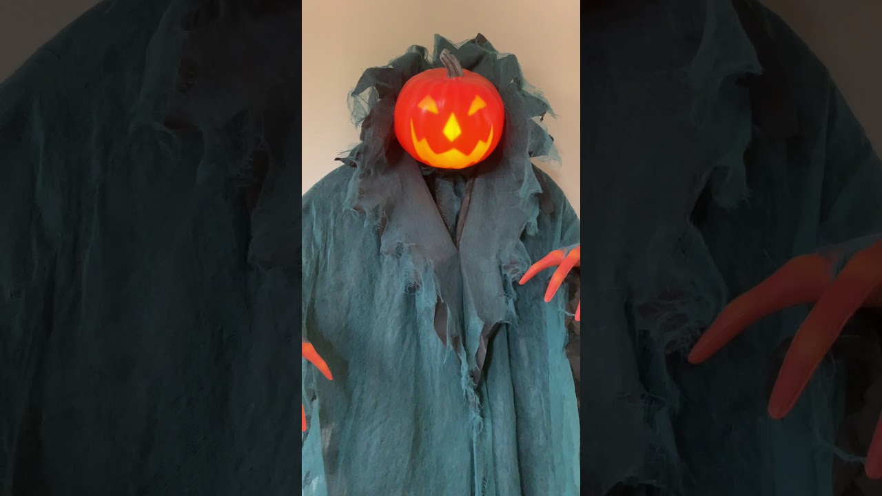 Spooky Animated Talking Pumpkin Ghoul - YouTube