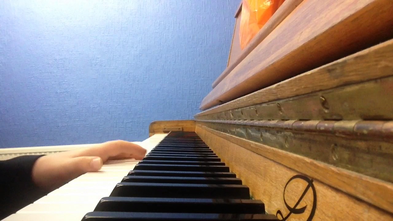 Call of duty zombies theam song (piano) - YouTube
