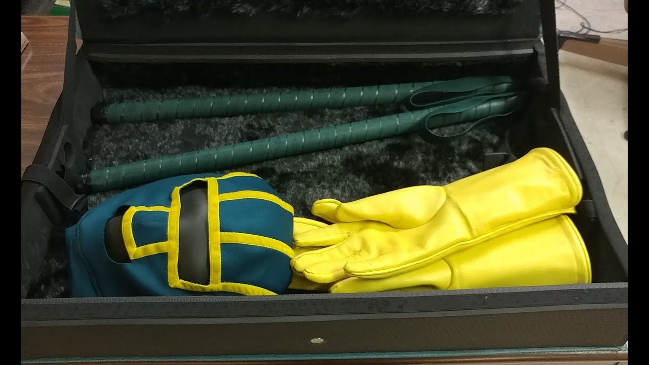 Replica Kick-Ass suit unboxing! - YouTube