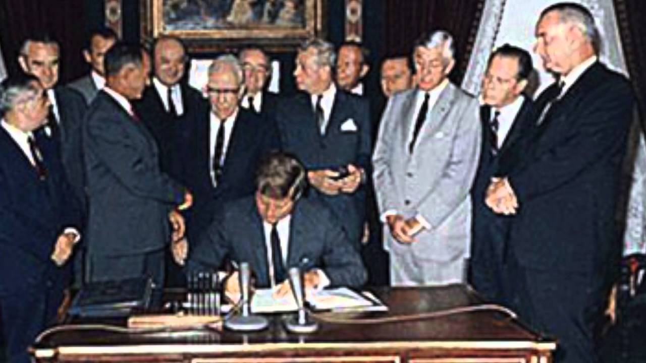 Nuclear Test Ban Treaty of 1963 - YouTube