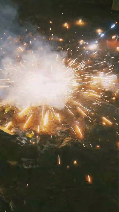 Watch till end 💥😱 #firecracker #crackers #shorts #shortsfeed - YouTube
