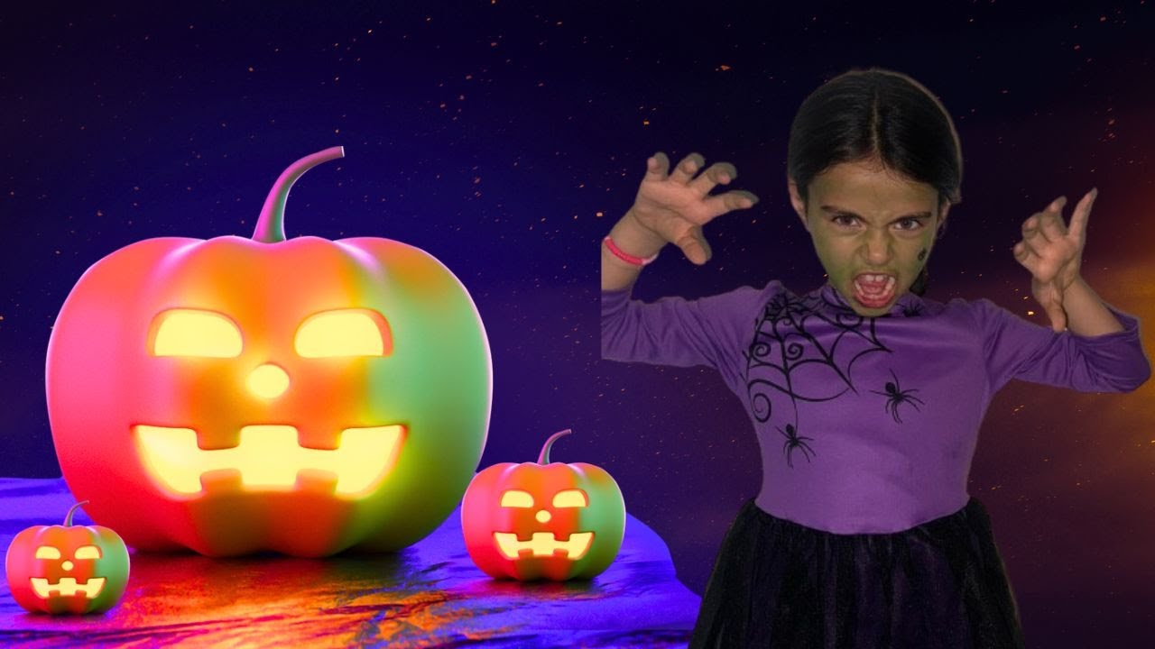 MAKING A DISGUSTING HALLOWEEN POTION 🤢 👻🎃 - YouTube