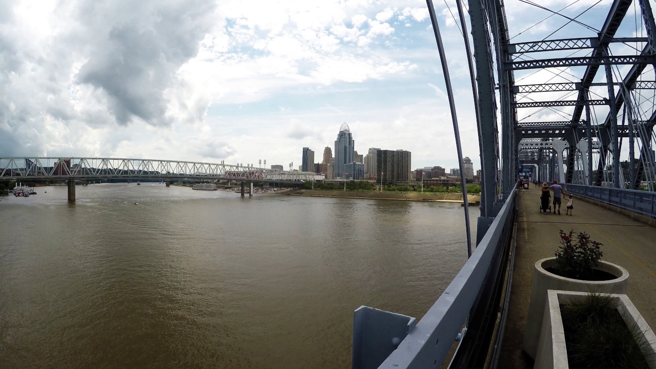 Cincinnati Skyline in 4K - YouTube