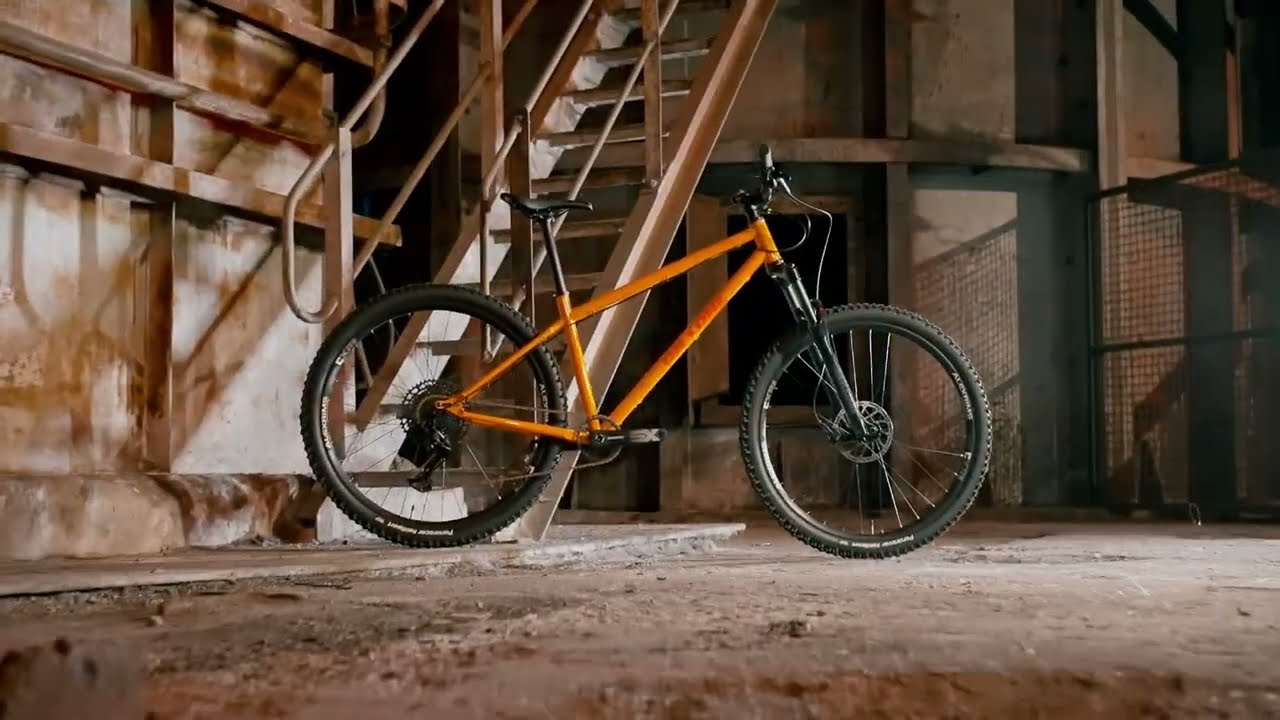 On-One - Huntsman - YouTube