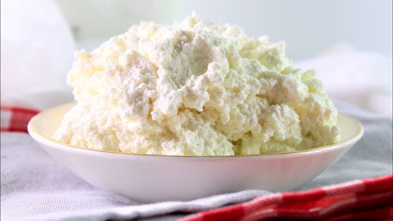 Homemade Ricotta Cheese (short and sweet video) - YouTube