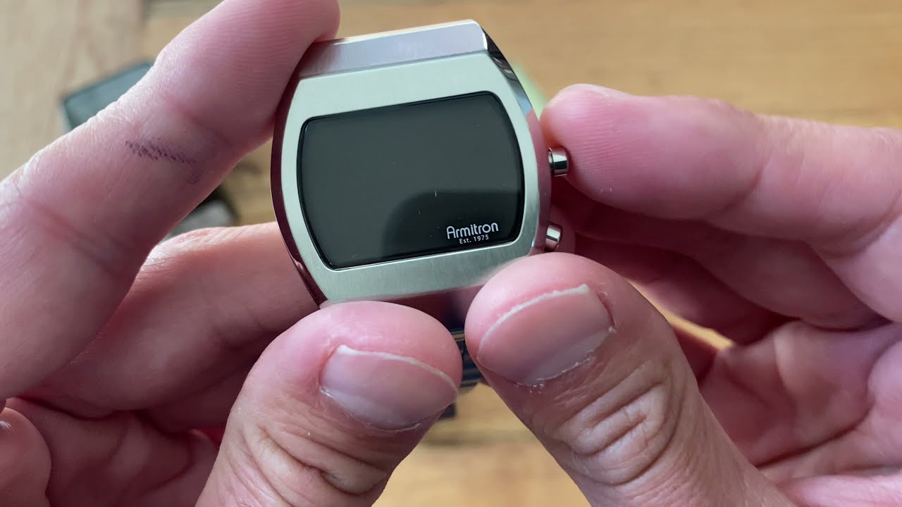 Armitron Griffy - Unboxing a retro watch! - YouTube