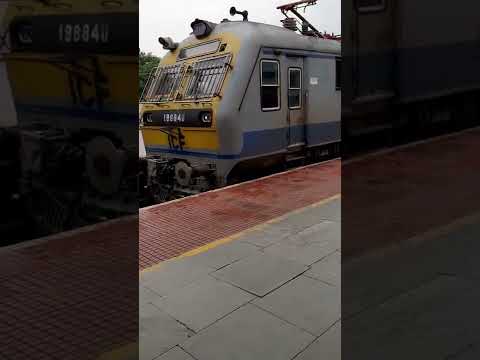 Train flashing lights: Electric Multiple Unit, EMU train. Rail Fan