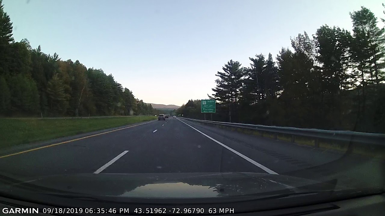 Dash cam: Vermont State Trooper catches a speeder - YouTube