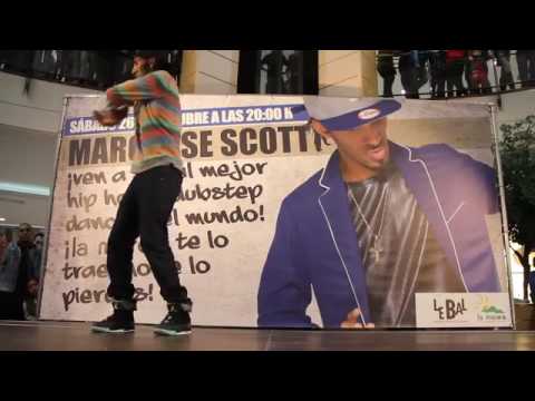 Marquese Scott make it bum Skrillex