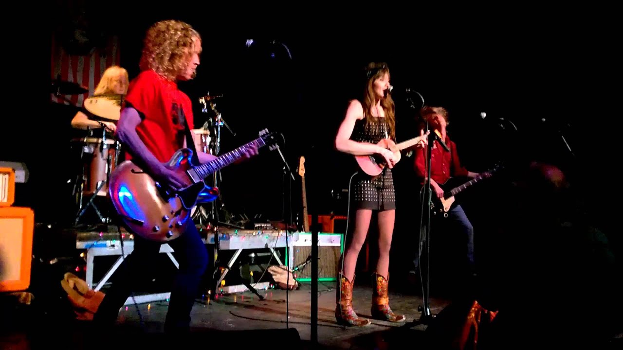 The Raelyn Nelson Band - DO YOU - YouTube