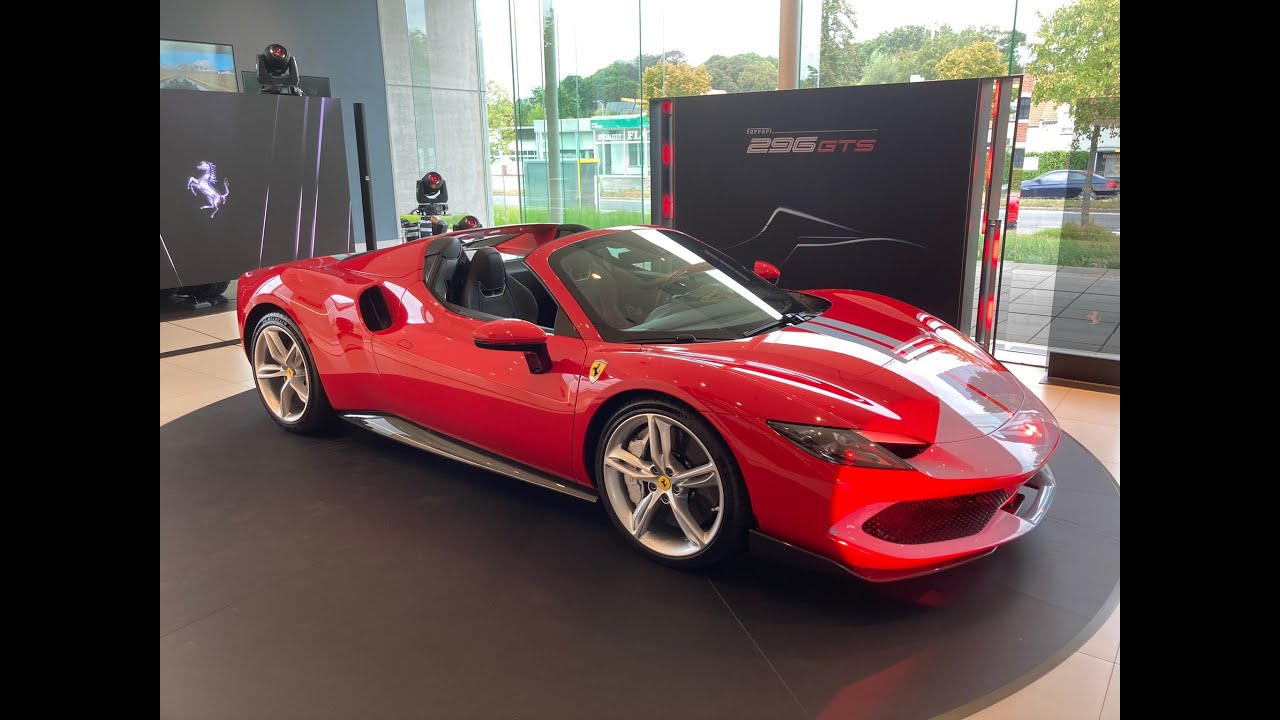 Ferrari 296 GTS presentation - YouTube