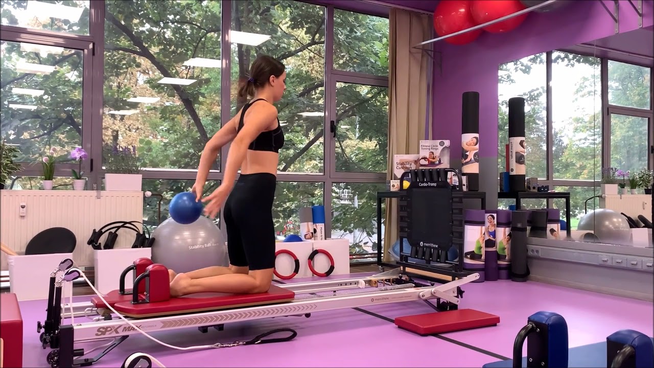 Cardio-Tramp® Rebounder - Iwonna Reformer - Merrithew™ - YouTube