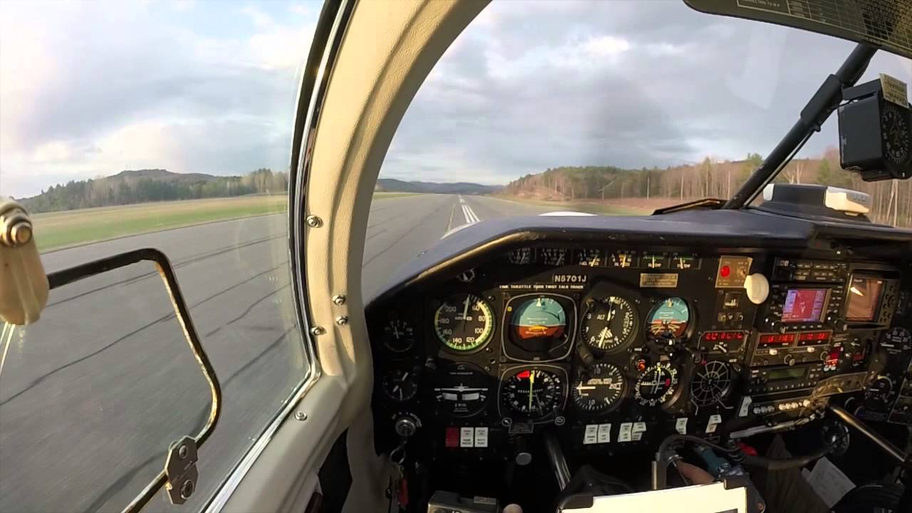 Mooney M20 Cockpit