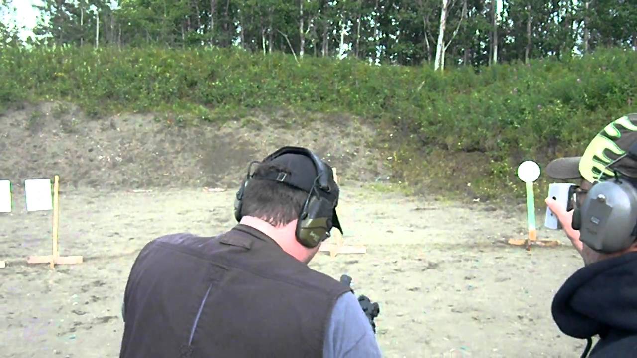 22 pistol steel shooting competition. 2 - YouTube