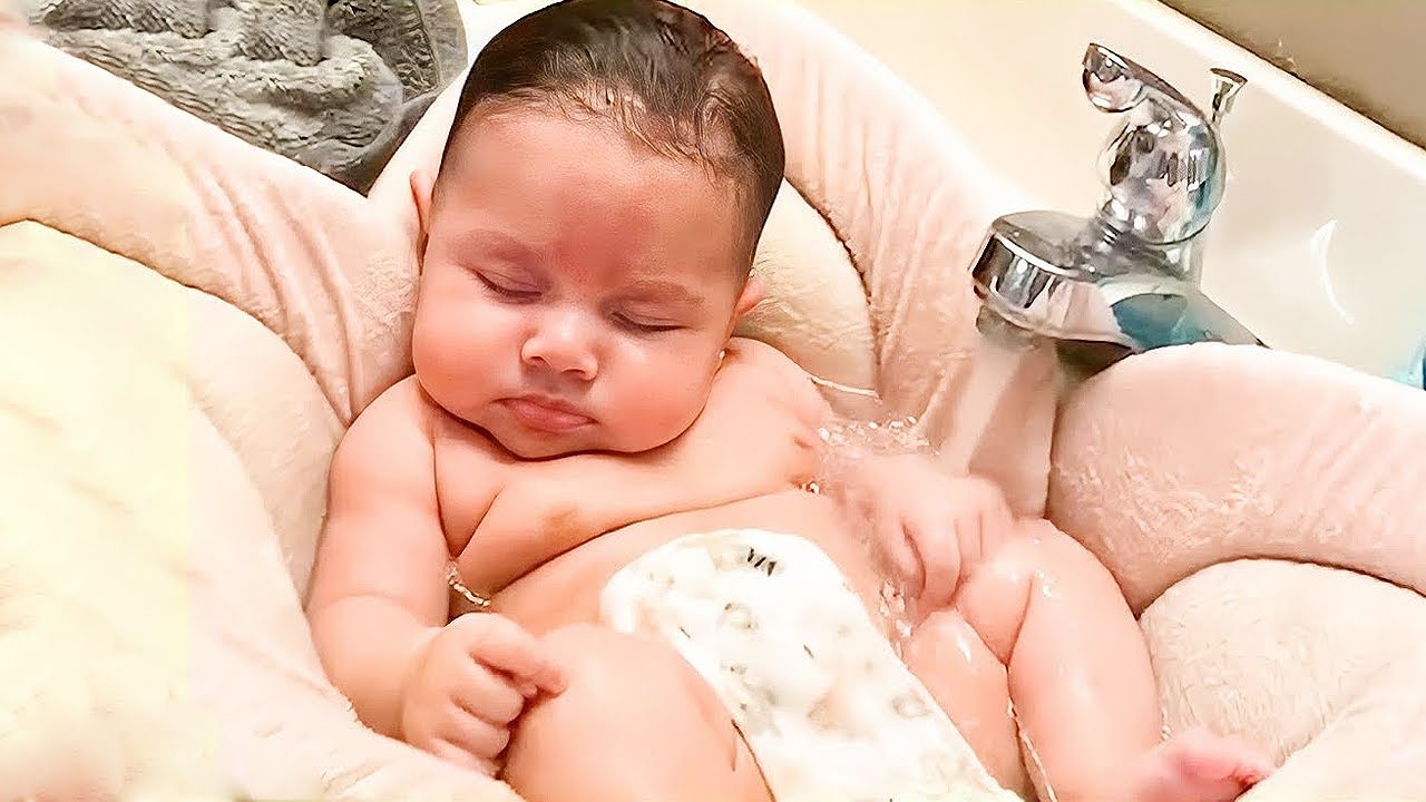AWW ! Cute and Sweet is Only in this Video | Funny Videos Baby - YouTube