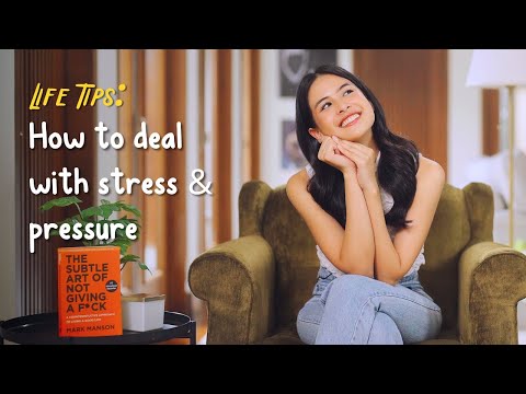 Kunci dari Kebahagiaan = Bersikap Bodo Amat?! Maudy Ayunda's Booklist