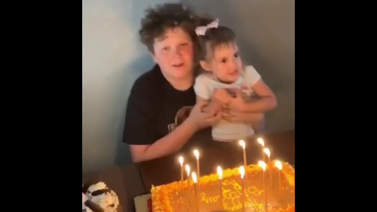 Lil Ray - 17 (Trailer) - YouTube