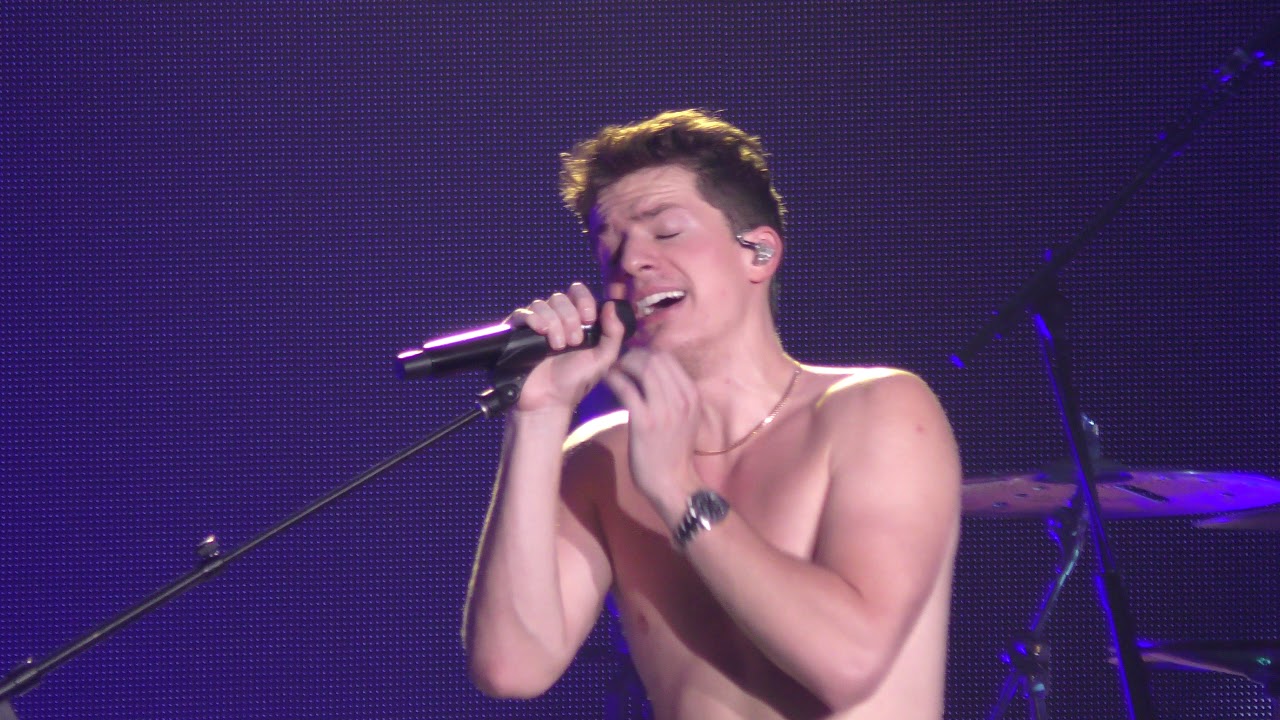 【181121】Charlie Puth The Voice Notes Japan Tour 2018 @Makuhari Messe ...