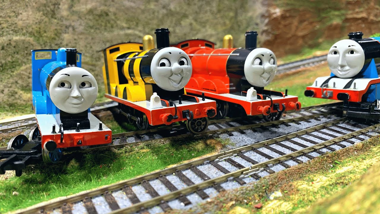 Kereta Api Thomas And Friends : Edward Merah, Dinosaurus, Ultraman ...