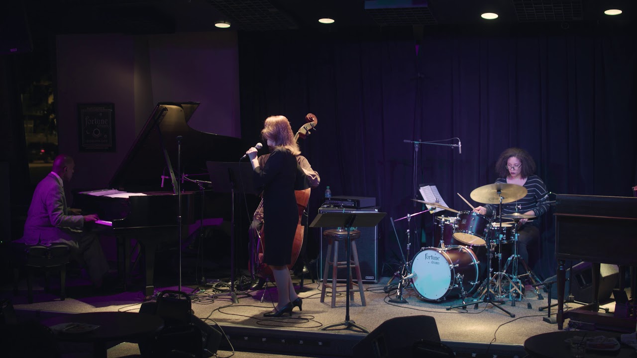 Carol Leslie - Fine And Mellow - YouTube