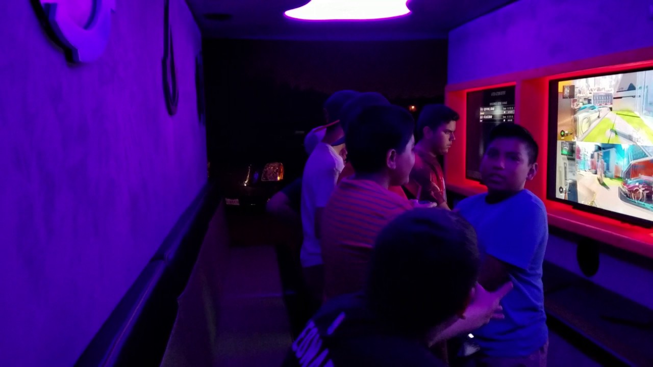 Quest Mobile Gaming - YouTube