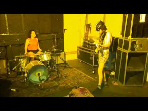 naked in the zoo live in Berlin 2018