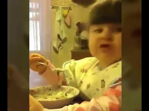 UŞAQLA  ZARAFAT   EDƏN   KİŞİ