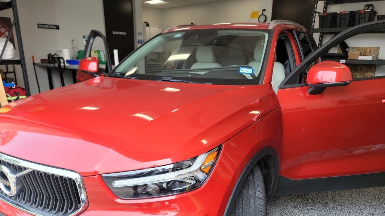 2018 Volvo XC40 front door panel removal! - YouTube