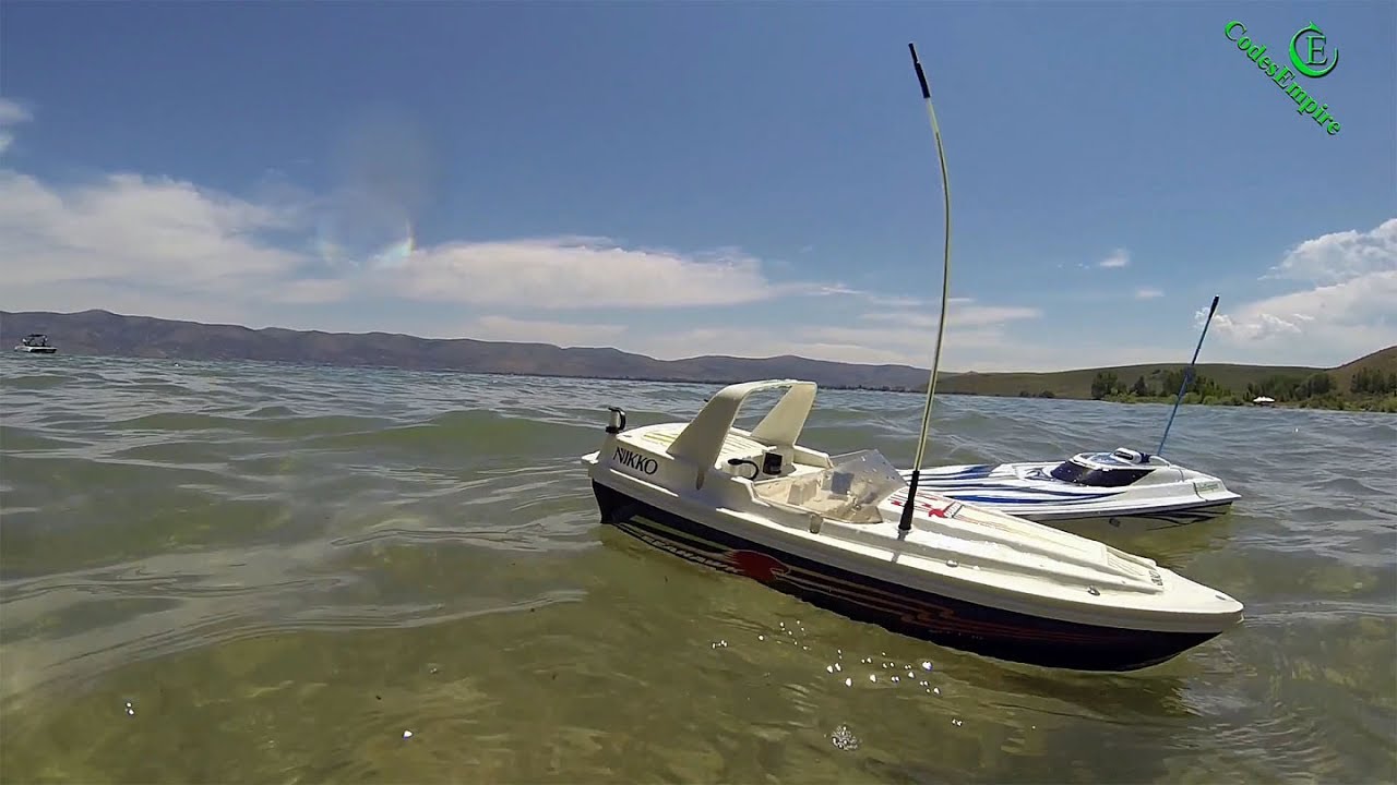 Traxxas Blast - Nikko Seahawk boat Out on Bear Lake - Kids and Boats ...