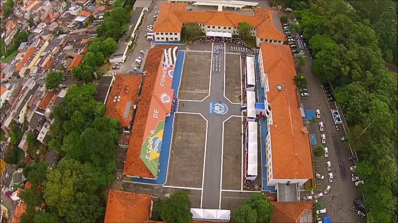 Colação de grau da Academia da Polícia Militar do Barro Branco de São ...