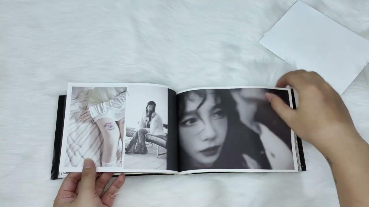 Unboxing TAEYEON 태연 - 5th Mini Album " To.X " ( TO Version ) - YouTube